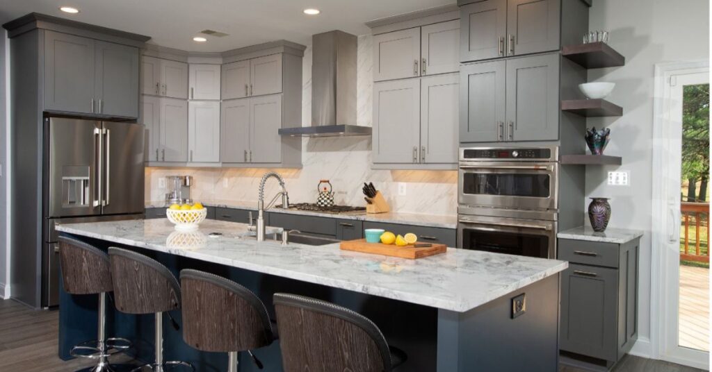 Blending Cabinet Styles for a Personalized Kitchen Design